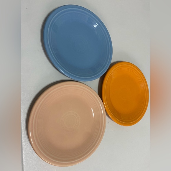 Fiesta | Dining | Fiesta 3 Dinner Plate And 3 Saucers | Poshmark